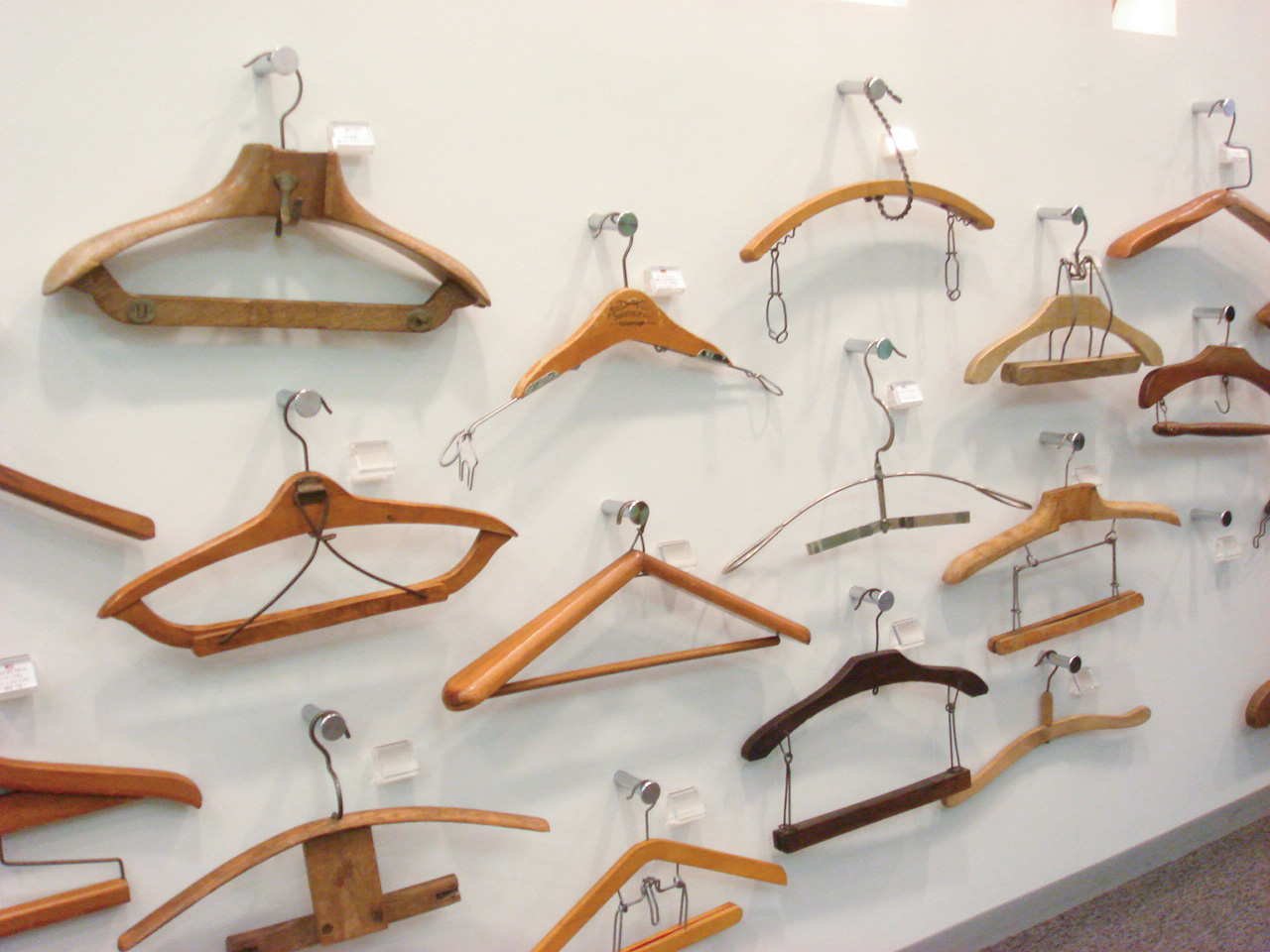 About NAKATA HANGER | NAKATA HANGER